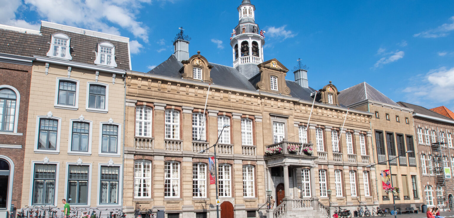 DEELNEMEN – Vastgoed Sociëteit Roermond